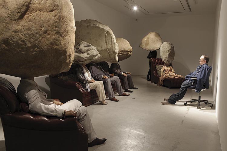 Sun Yuan & Peng Yu. Minimalismo grotesco - ROOM Diseño