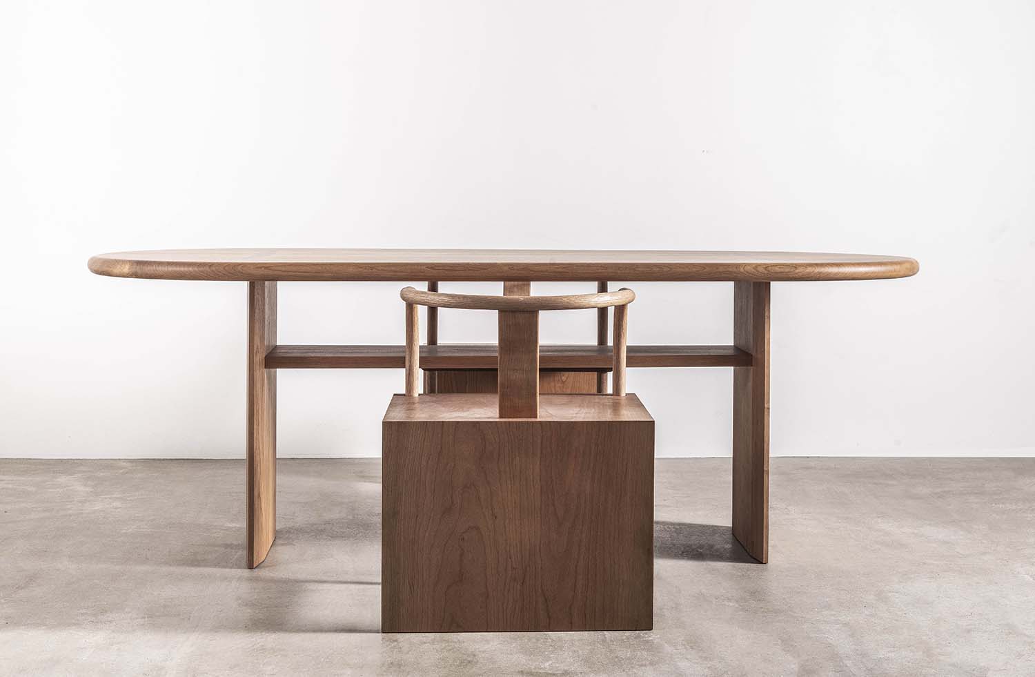 Diseño en madera Connected. 9 grandes del diseño y 9 proyectos