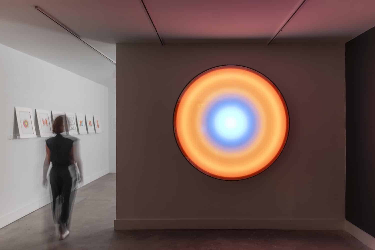 El Light Art de Phillip K. Smith III iluminan la Hexton Gallery