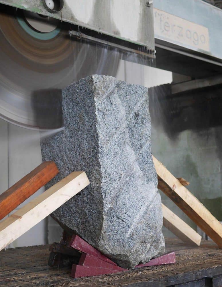 Wood stone. Exposición de Max Lamb en el Salon 94 Design